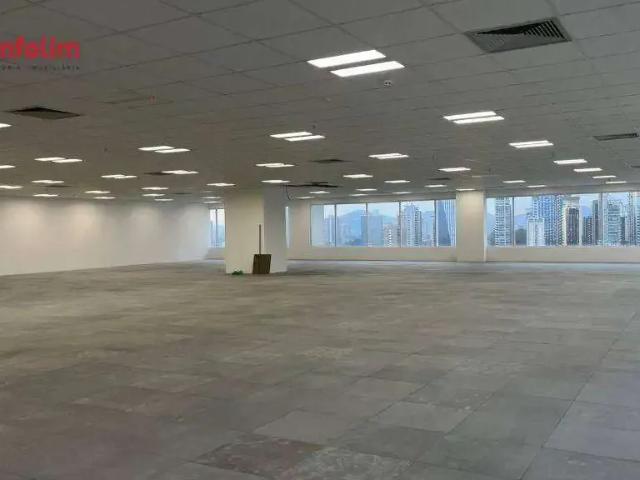 Loja / Comércio para Venda em Barueri/SP Alphaville Industrial