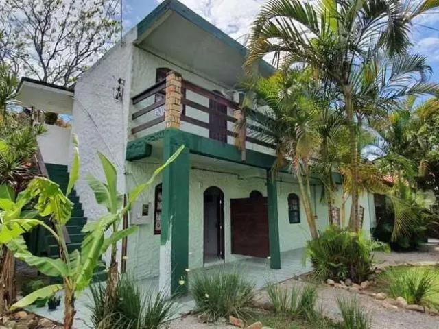 Loja / Comércio para Venda em Garopaba/SC Praia da Ferrugem 14 Quartos