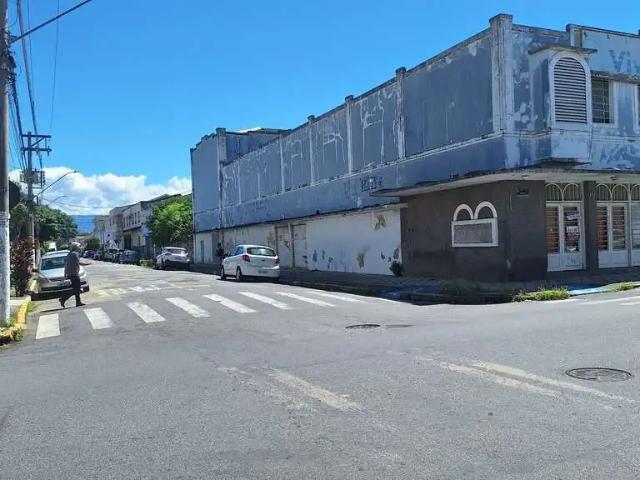 Loja / Comércio para Venda em Guaratinguetá/SP Pedregulho