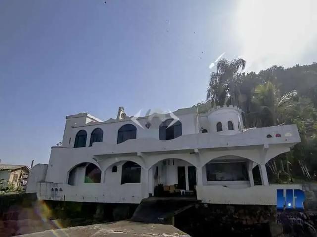 Loja / Comércio para Venda em Guaratuba/PR Prainha 8 Quartos