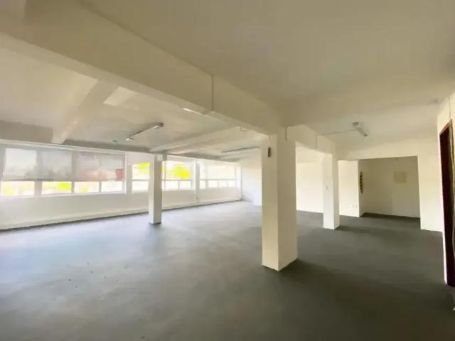 Loja / Comércio para Venda em Florianópolis/SC Estreito