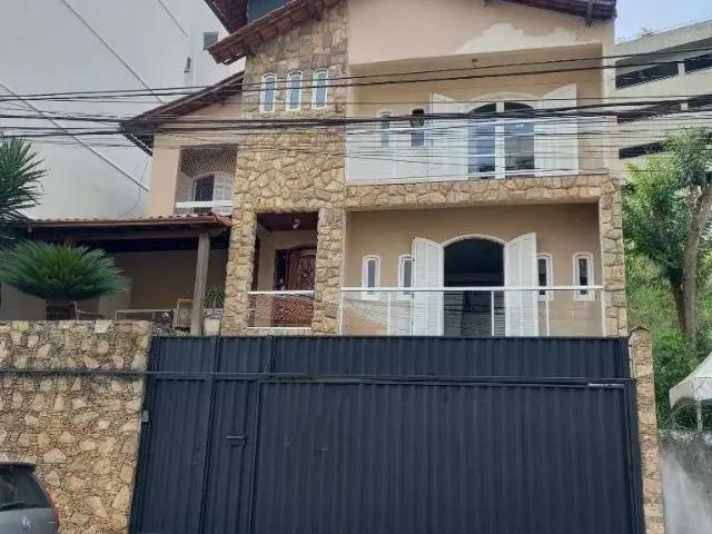 Loja / Comércio para Venda em Juiz de Fora/MG Cascatinha 4 Quartos