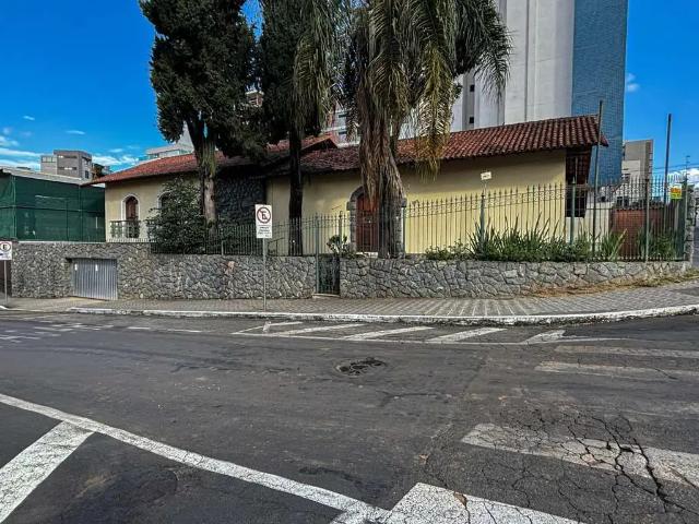 Loja / Comércio para Venda em Juiz de Fora/MG Centro 2 Quartos