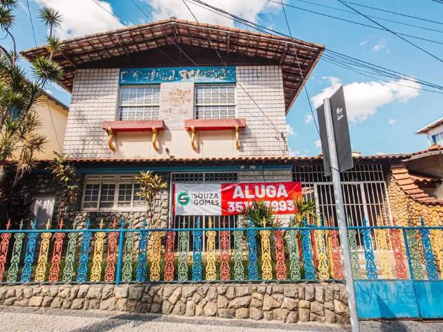 Loja / Comércio para Venda em Juiz de Fora/MG Paineiras 5 Quartos