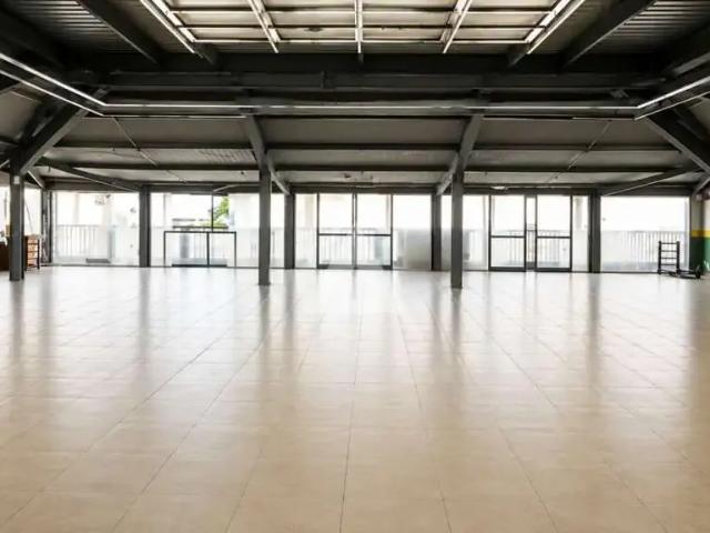 Loja / Comércio para Venda em Salvador/BA Pituaçu