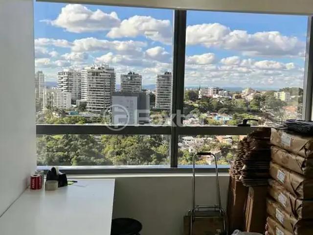 Loja / Comércio para Venda em Porto Alegre/RS Chácara das Pedras