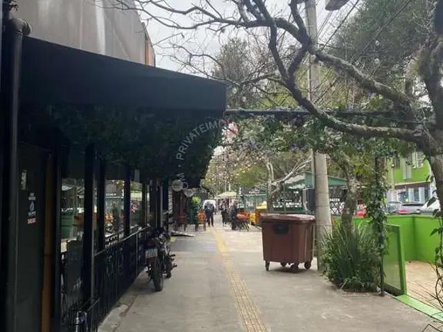 Loja / Comércio para Venda em Porto Alegre/RS Auxiliadora