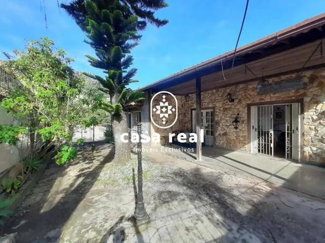 Loja / Comércio para Venda em Petrópolis/RJ Centro 7 Quartos