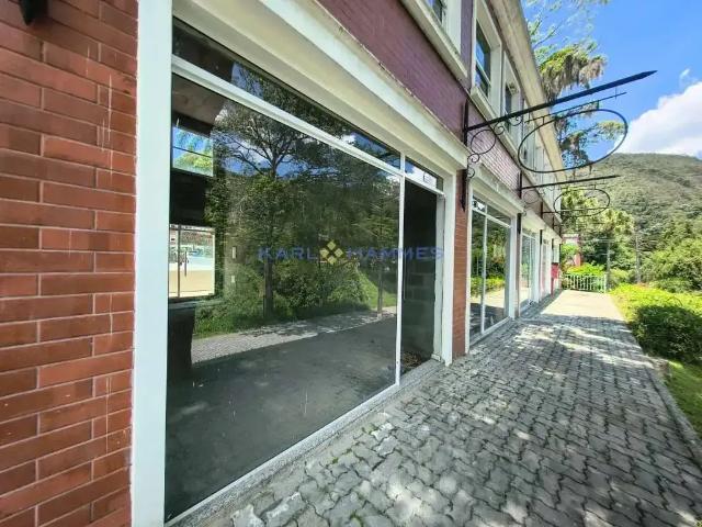 Loja / Comércio para Venda em Petrópolis/RJ Quarteirão Brasileiro