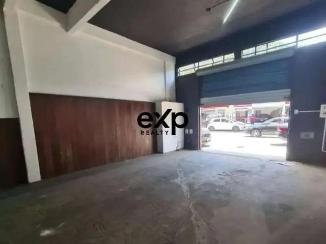 Loja / Comércio para Venda em Petrópolis/RJ Quissama