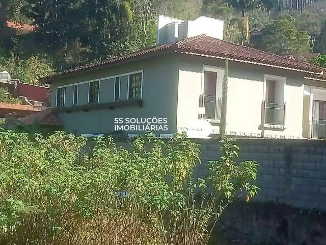 Loja / Comércio para Venda em Petrópolis/RJ Retiro 11 Quartos