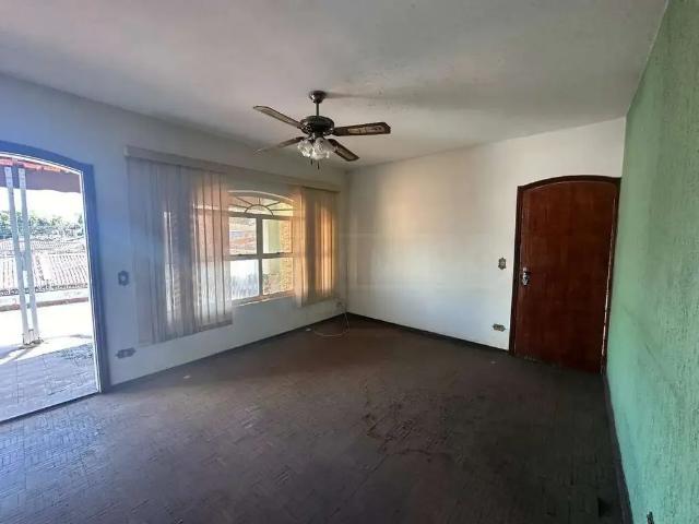 Loja / Comércio para Venda em Piracicaba/SP Santa Terezinha 3 Quartos