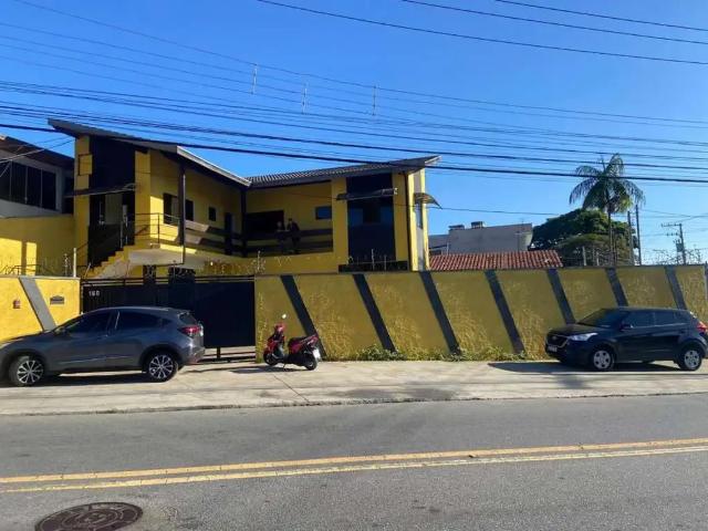 Loja / Comércio para Venda em Taubaté/SP Vila São Carlos 6 Quartos