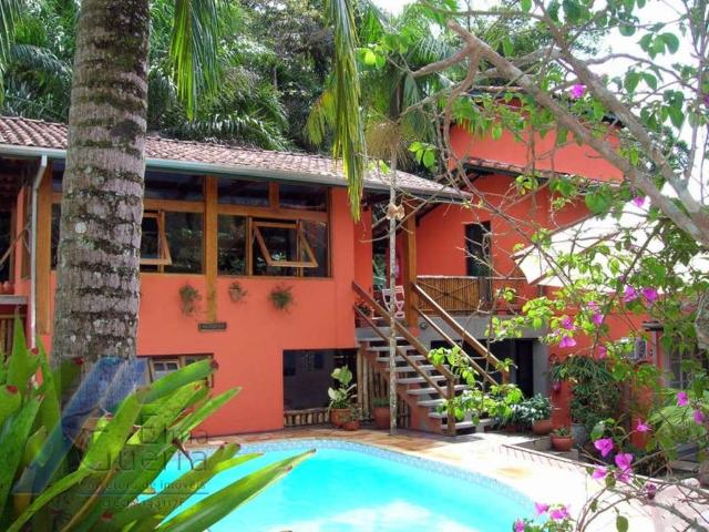 Loja / Comércio para Venda em Ubatuba/SP Toninhas 15 Quartos