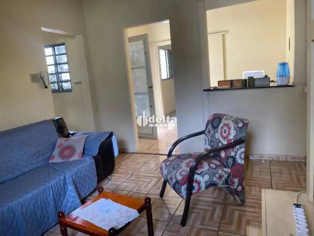 Loja / Comércio para Venda em Uberlândia/MG Martins 3 Quartos