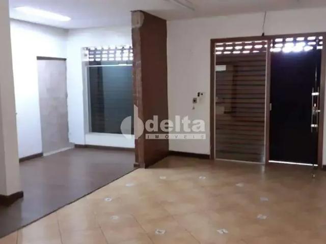Loja / Comércio para Venda em Uberlândia/MG Osvaldo Rezende 3 Quartos