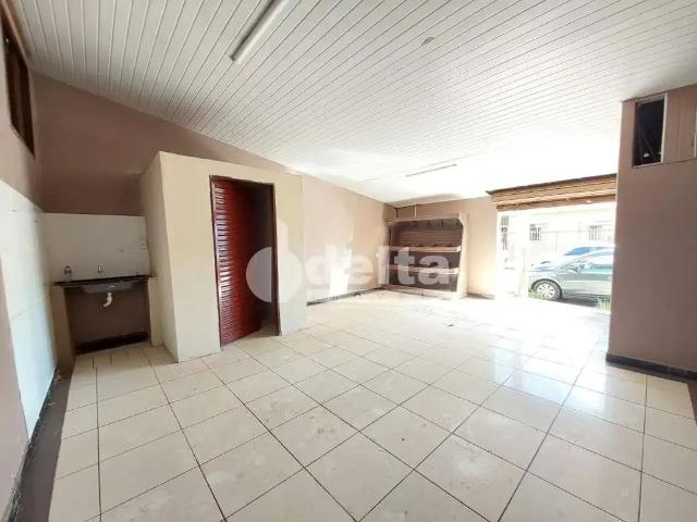 Loja / Comércio para Venda em Uberlândia/MG Custódio Pereira