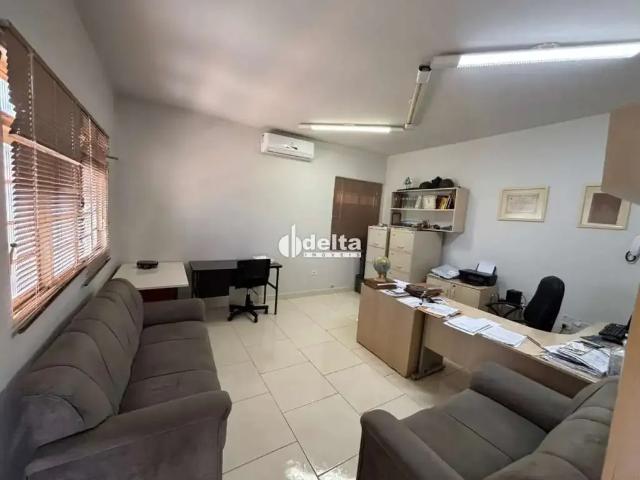 Loja / Comércio para Venda em Uberlândia/MG Granada