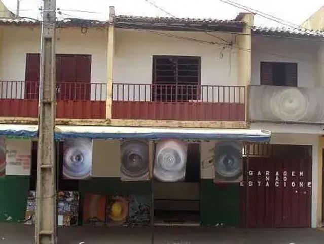 Loja / Comércio para Venda em Uberlândia/MG Laranjeiras 3 Quartos