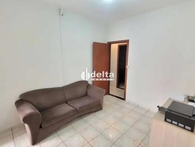 Loja / Comércio para Venda em Uberlândia/MG Santa Mônica 4 Quartos