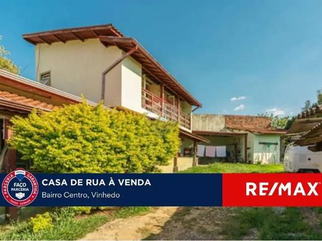 Loja / Comércio para Venda em Vinhedo/SP Centro 3 Quartos