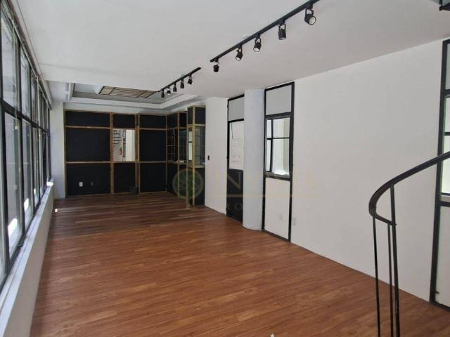 Loja em Centro, Florianópolis/SC de 69m² para locação R$ 1.900,00/mes