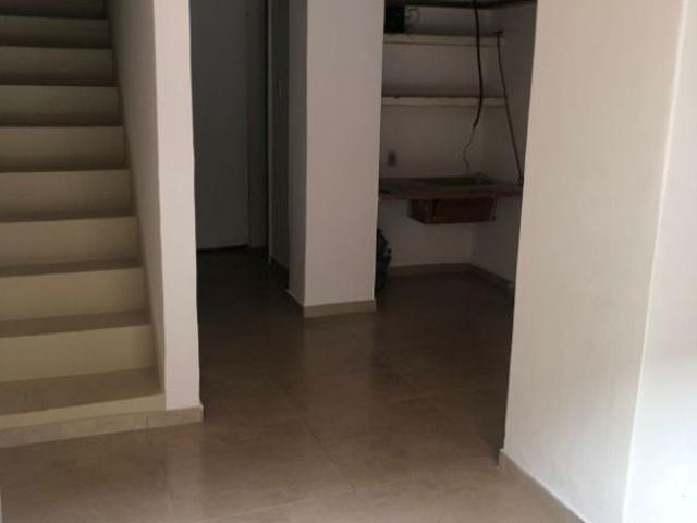 Loja em Centro, Niterói/RJ de 33m² para locação R$ 1.250,00/mes