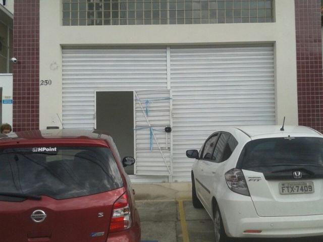 Loja em Jardim das Indústrias, São José dos Campos/SP de 0m² para locação R$ 4.500,00/mes