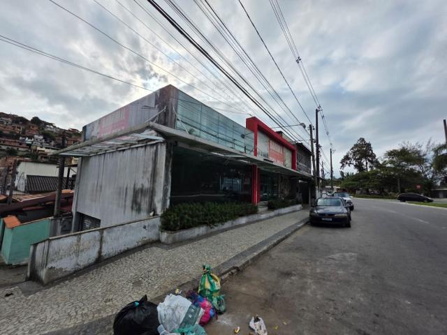 Loja em Piratininga, Niterói/RJ de 100m² para locação R$ 8.000,00/mes