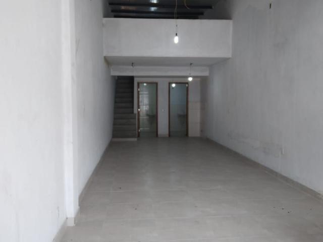 Loja em Serra Grande, Niterói/RJ de 80m² para locação R$ 4.500,00/mes