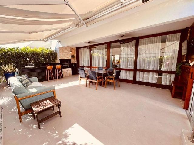 Loja para venda em Riviera em Bertioga São Paulo de 230.00m² com 4 Quartos e 3 Suítes