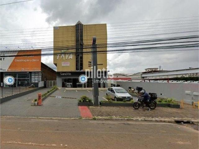 Comercial à venda na Zona Industrial