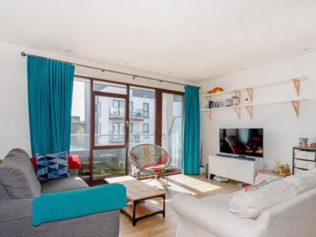 Lollard Street, London, 3 Bedroom Apartment