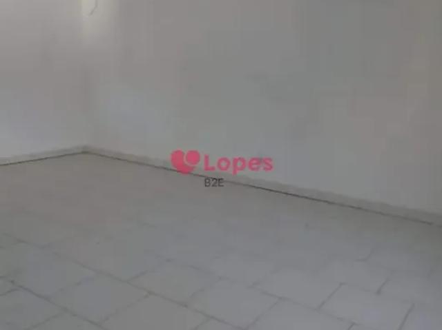 Lopes B2E vende casa na Estrada do Rio Grande 449m2 5 quartos sendo 1 suite, sala em 2 ambientes