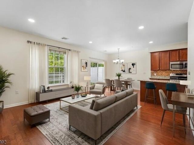 Lopez Ln, Morris Plains, Condo For Sale