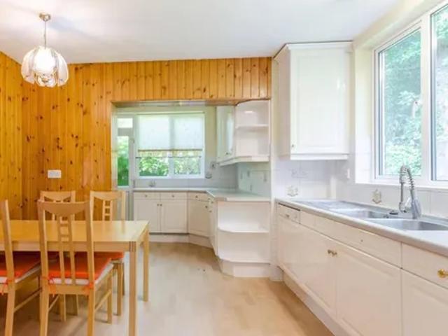 Lord Chancellor Walk, London, KT2 7HG, United Kingdom | 5 bed house for rent #139405456 | Rentberry
