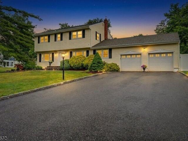 Lord Stirling Dr, Parsippany Troy Hills Township, Home For Sale