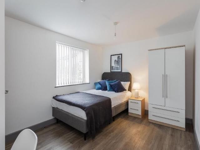 Lord Street, Wirral CH41, Room to rent, £525 pcm | PrimeLocation