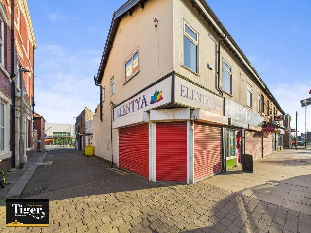 Lord Street, Fleetwood FY7, 2 bed flat to rent, £625 pcm | PrimeLocation