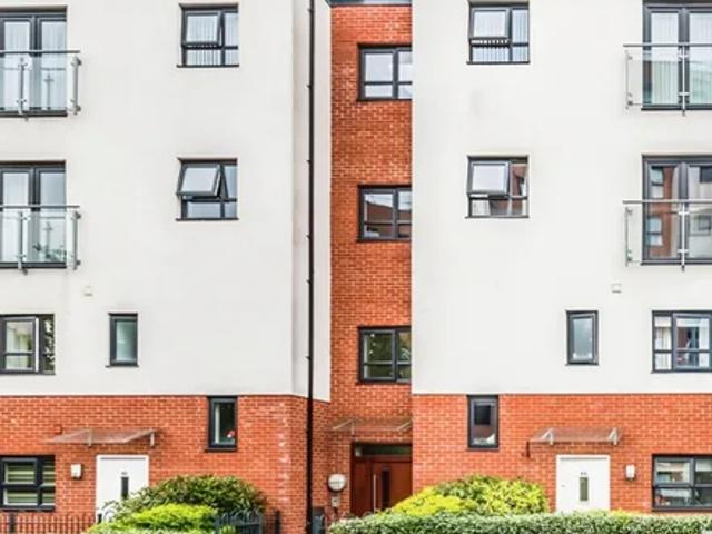 Lord Street, Salford, M7 1AG, United Kingdom | 3 bed apartment for rent #140656439 | Rentberry