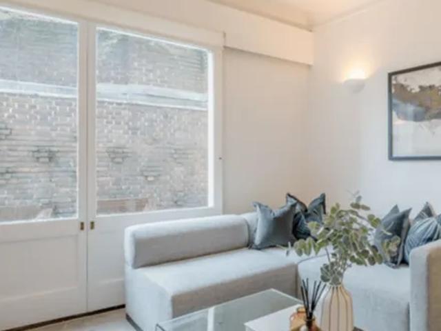 Lord's Pharmacy, 145 Park Road, London, NW8 7HY, United Kingdom | 2 bed house for rent #167884860 | Rentberry