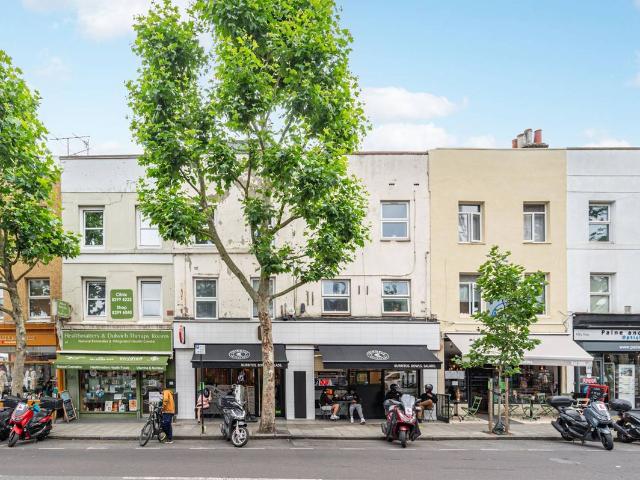 Lordship Lane, East Dulwich, London SE22, 2 bed flat to rent, £2,150 pcm | PrimeLocation