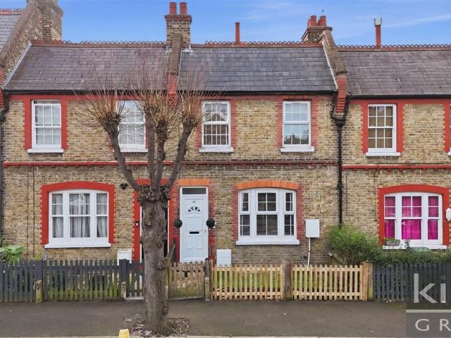 Lordship Lane, London N17, 3 bed property to rent, £2,200 pcm | PrimeLocation