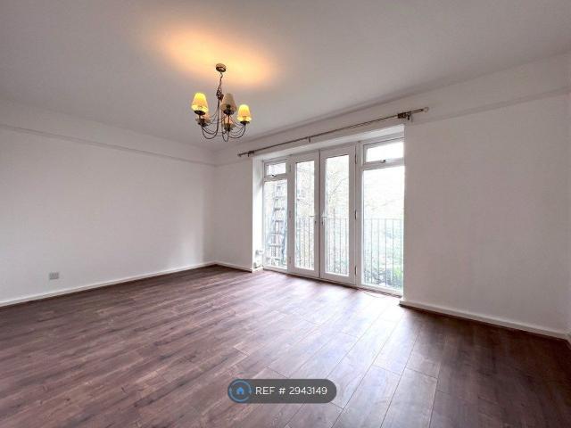 Lordship Road, London N16, 2 bed flat to rent, £2,200 pcm | PrimeLocation