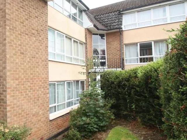 Lordswood Square, Lordswood Road, Metchley, B17 9BS, United Kingdom | 2 bed apartment for rent #138511944 | Rentberry
