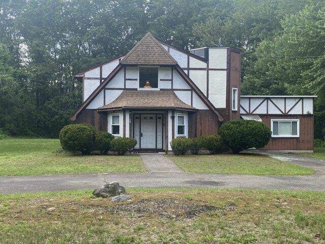 Loren Cir, Windsor, Home For Sale