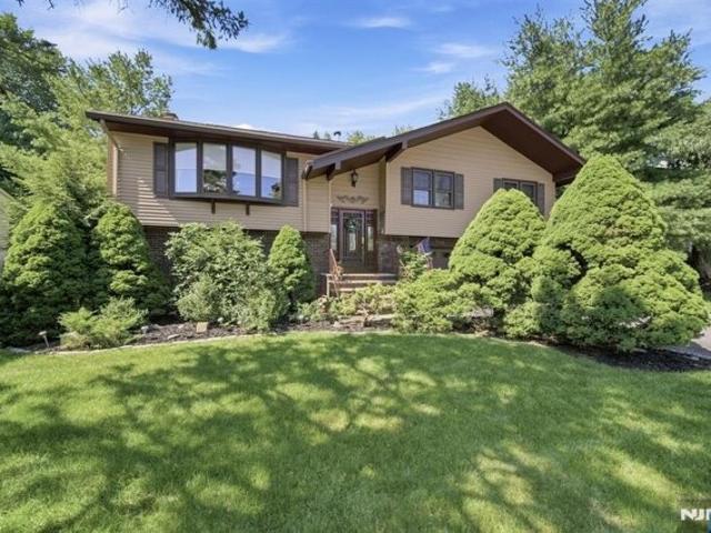 Loren Ct, Northvale, Home For Sale