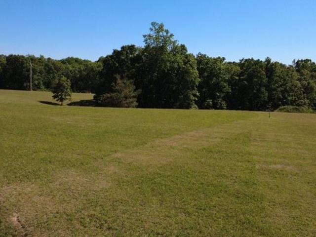 Loren Ln, Centerville, TN 37033