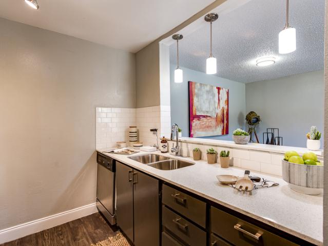 Lorenzo At East Mil 1 Bedroom Apartment for Rent at 1968 Lake Heritage Cir, Oak Ridge, FL 32839 Americana