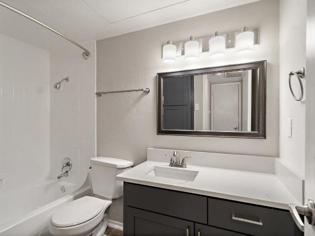 Loreto Apartment Homes 1 Bedroom Apartment for Rent at 2913 Mustang Dr, Grapevine, TX 76051
